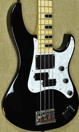 YAMAHA BASSES - Pickguard Planet